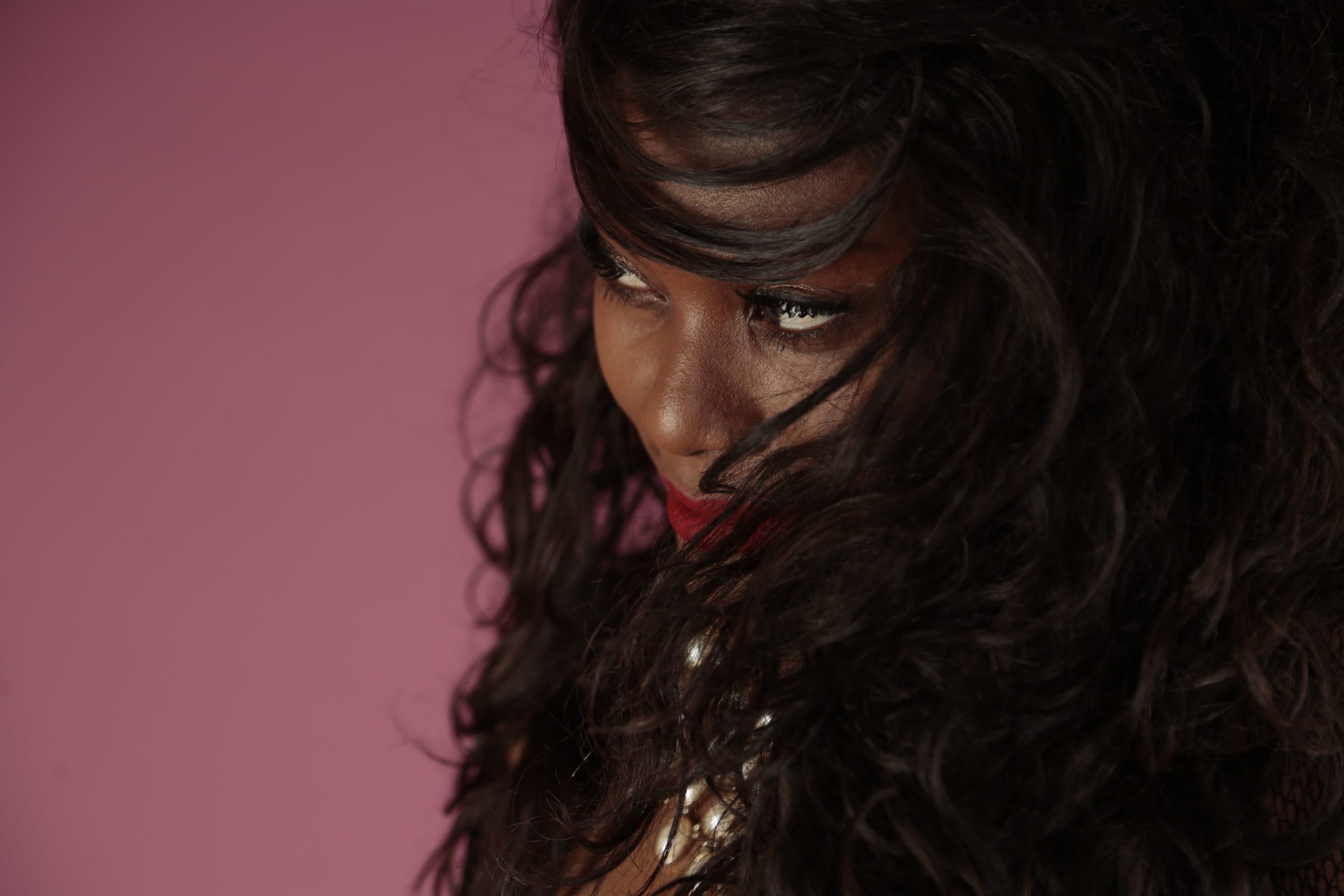 QUI SUIS-JE - L'ange Divinite Gaby Gabrielle